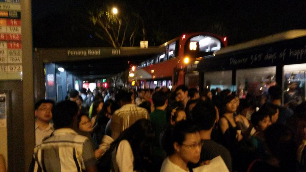 SMRT Admits They Couldn't Handle The Breakdowns On Their Own, Netizens ...