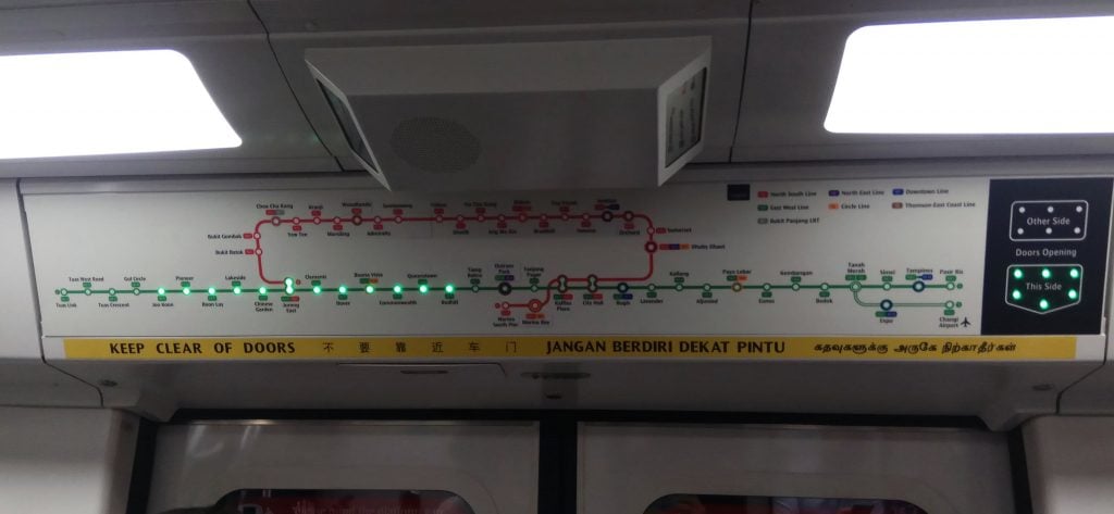 MRT Displays In Trains Now Show New Stations & Lines; Netizens Prefer ...