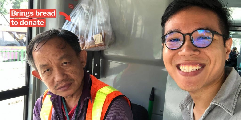 SBS Driver Stops Bus To Give Construction Workers Bread; Teaches Us The ...