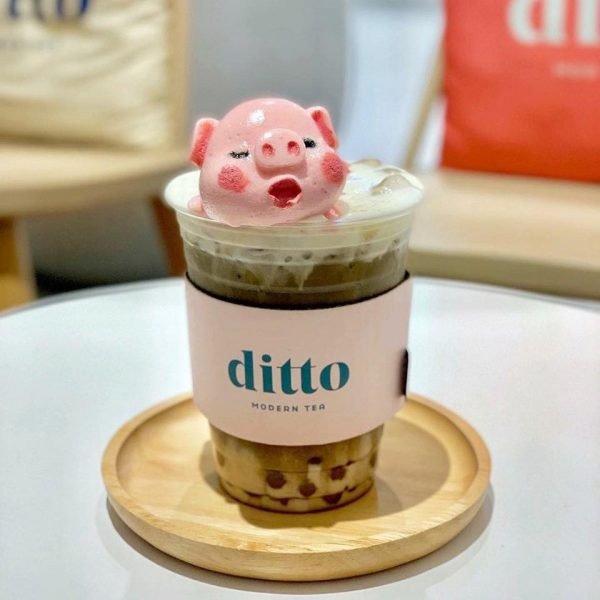 Ditto Milk Tea In Thailand Has A Huge Marshmallow Pig Lazing In It