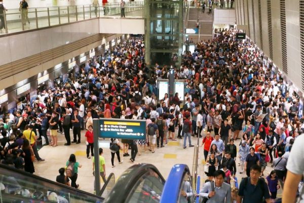 MRT Commuter Gets Rescued Twice In A Day By Strangers; Proves S’poreans ...