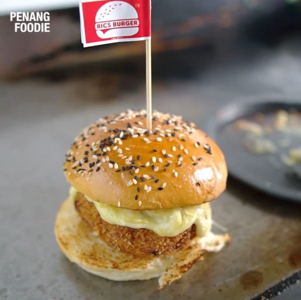 Musang King Durian Burger Has A Fried Durian Patty Stuffed With ...