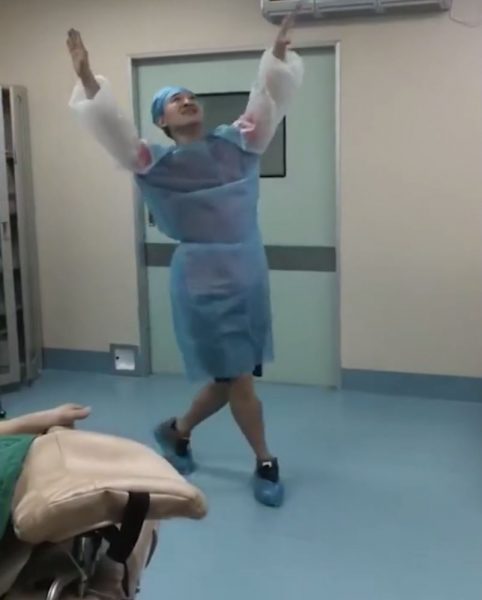 Husband Dancing Beautifully In Delivery Room Was The Right Remedy For ...