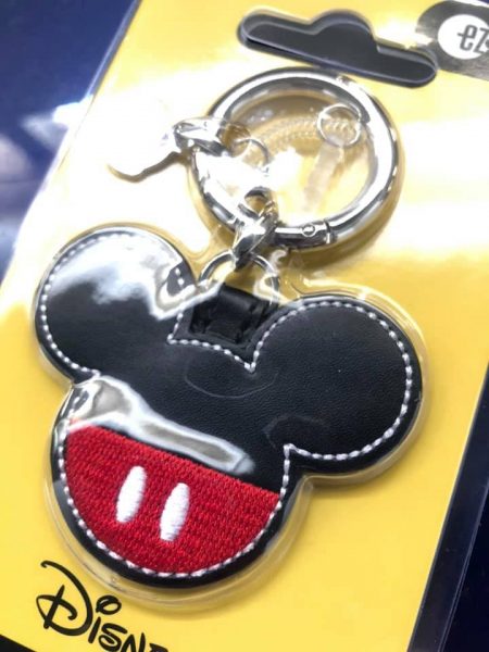 This Mickey Mouse EZ-Charm Is Perfect If You've Loved Disney For Ears ...