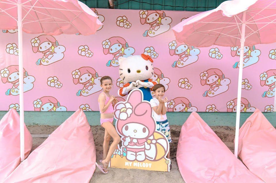 Sanrio Float Town In Philippines Has Giant Gudetama Inflatables & Hello ...