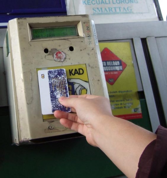 Drivers Can No Longer Top Up Touch ‘n Go Card At JB Customs After Tuas ...