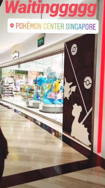 S'pore Trainers Swarm Pokemon Center To Pick Sword & Shield Starters On ...