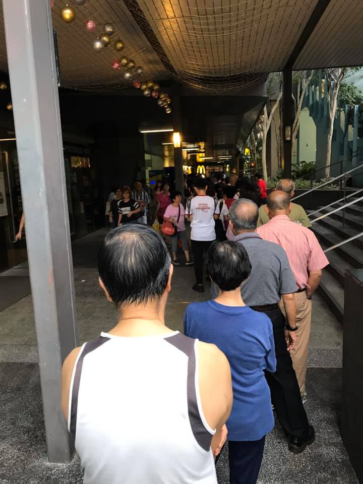 McDonald’s Hello Kitty Carrier Had S’poreans Queueing Since 5.30am, Resold On Carousell For ...