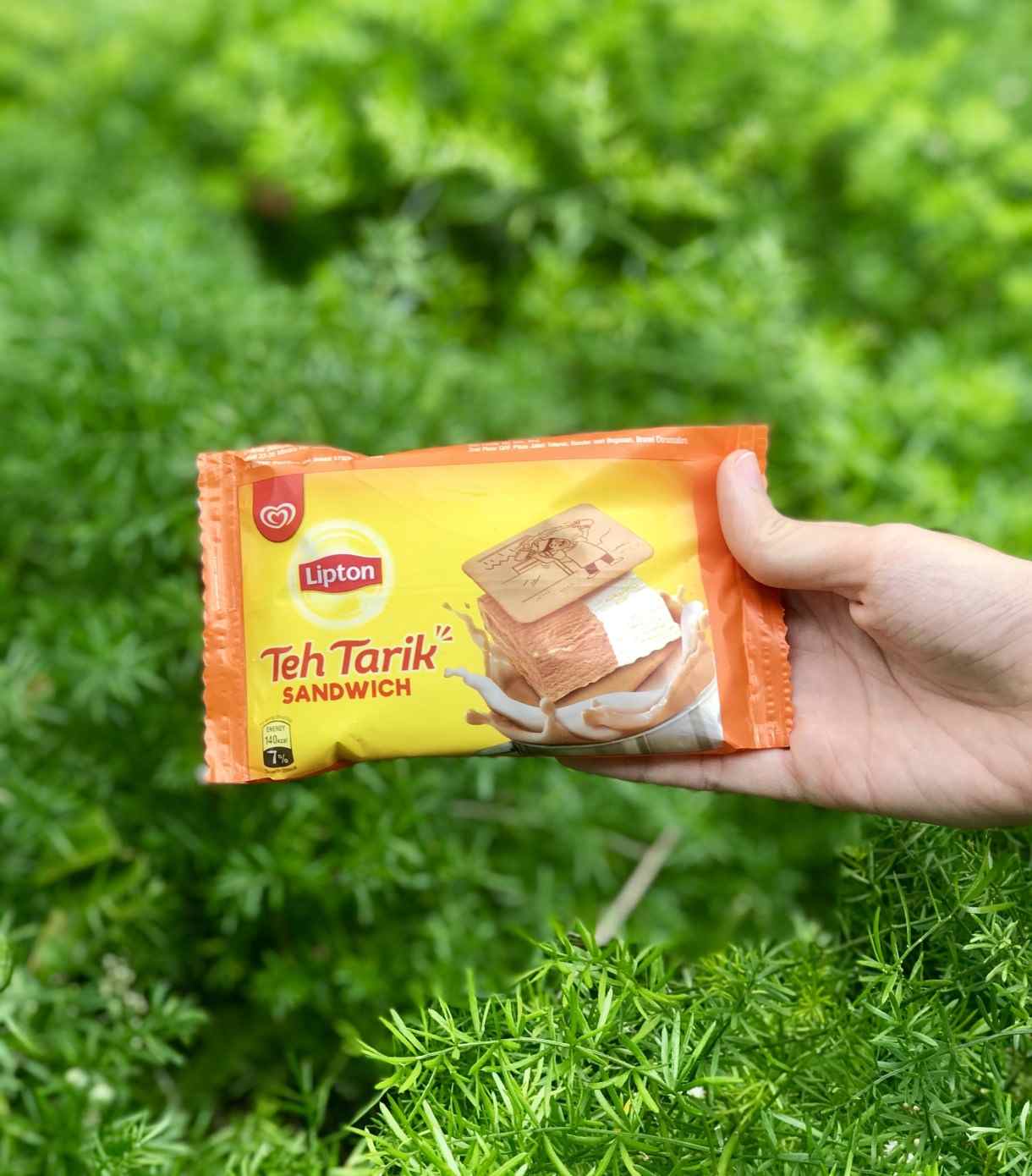New Teh Tarik Ice Cream Sandwich In M'sia Is Part Milk & Part Tea ...