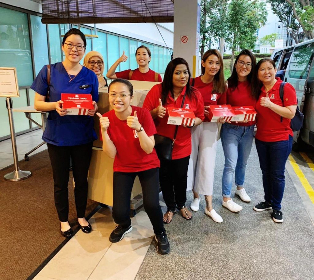 KFC Treats SGH Staff To Free Meals, Every Box Comes With Heartfelt ...