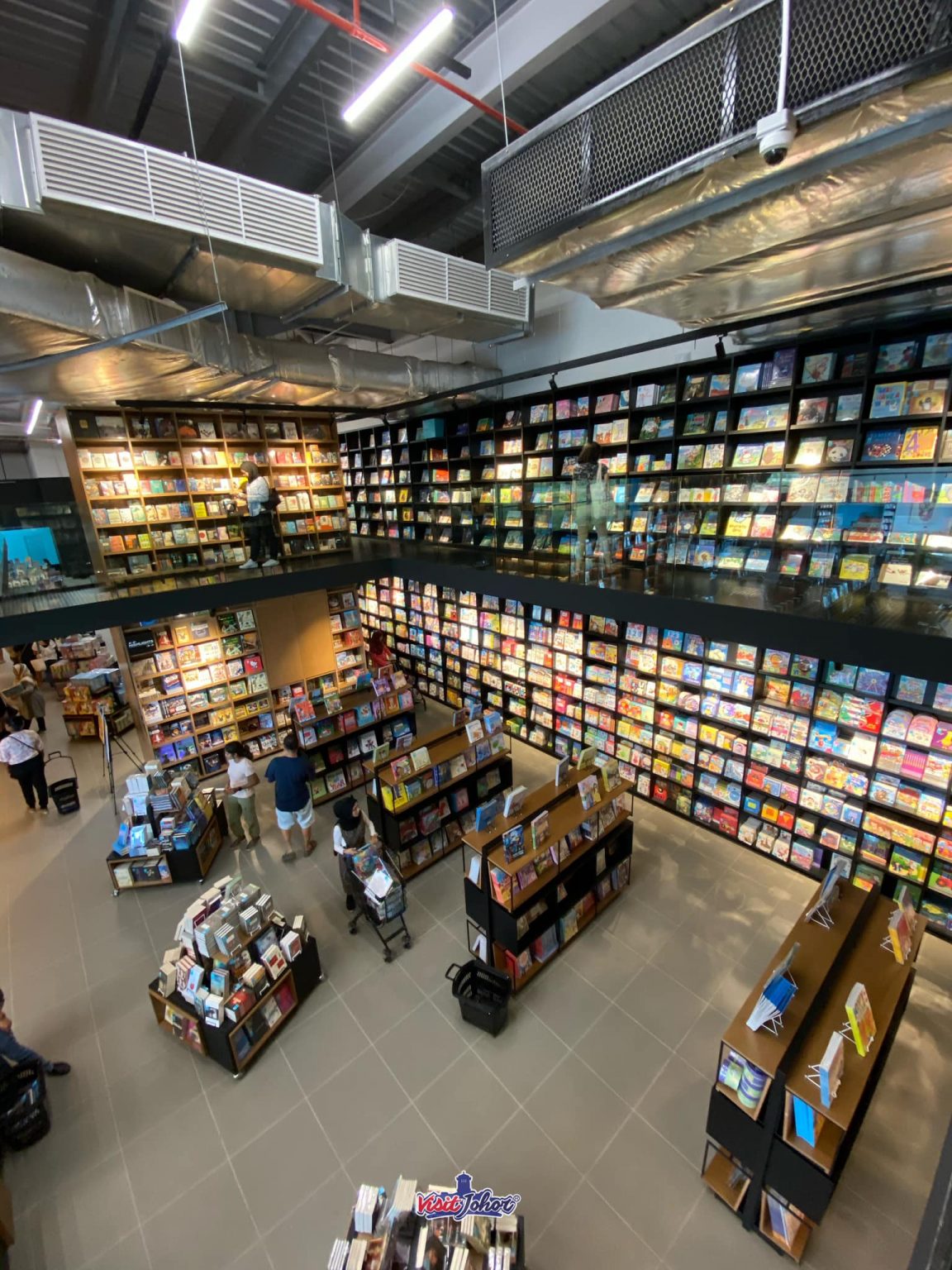 Massive Bookstore In Johor Has 8-Metre-High Shelves, We're Getting ...