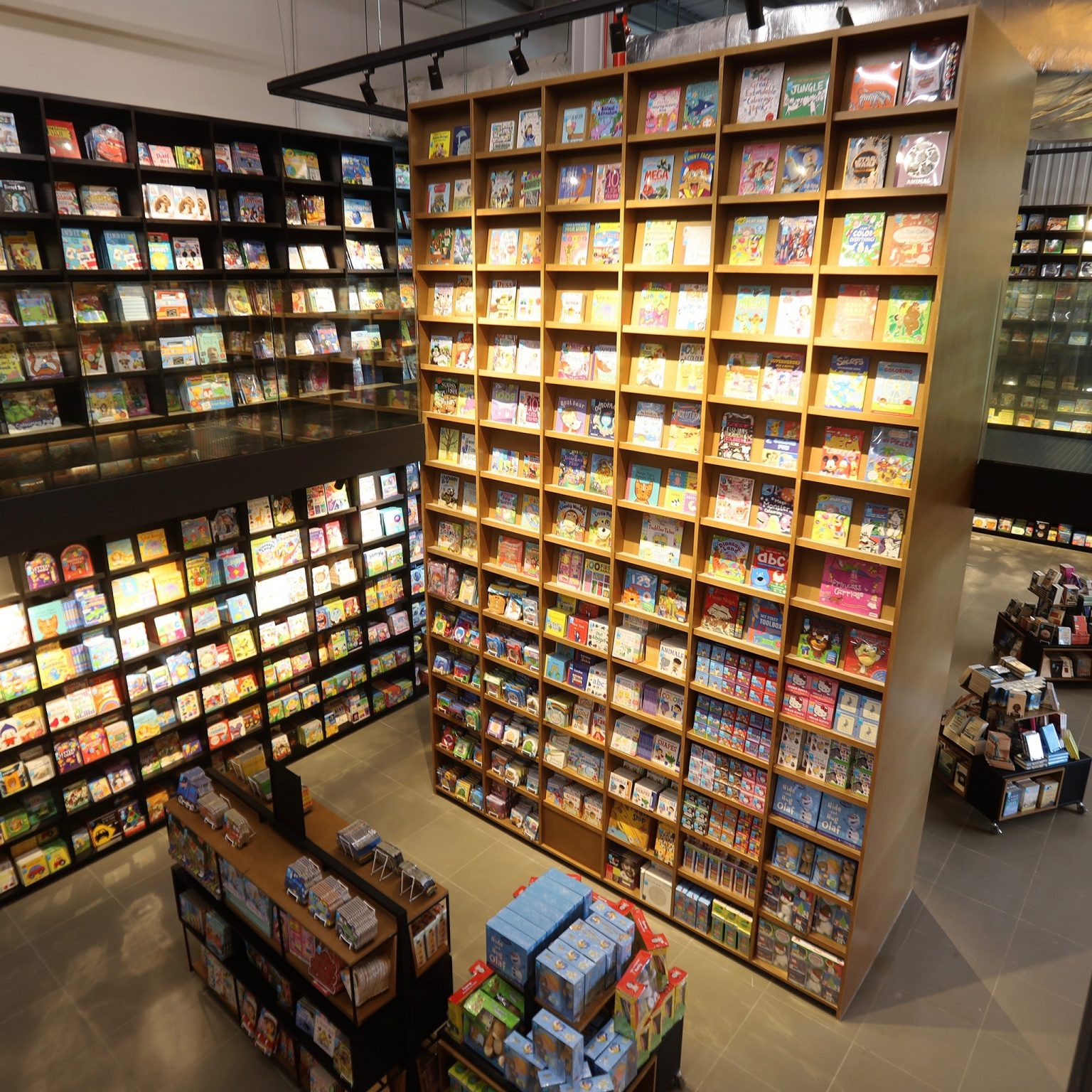 Massive Bookstore In Johor Has 8-Metre-High Shelves, We're Getting ...