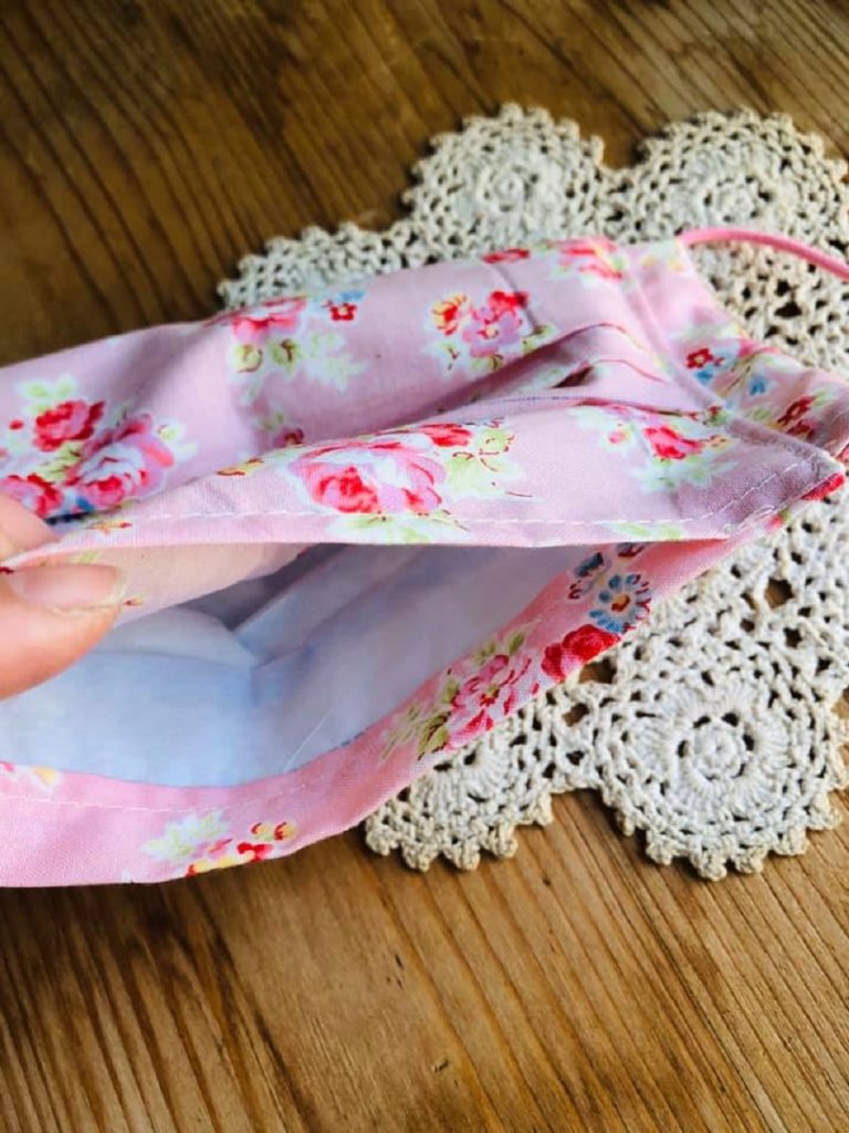 Taiwanese Doctor Teaches How To DIY Cloth Face Mask With Air Filter, So ...