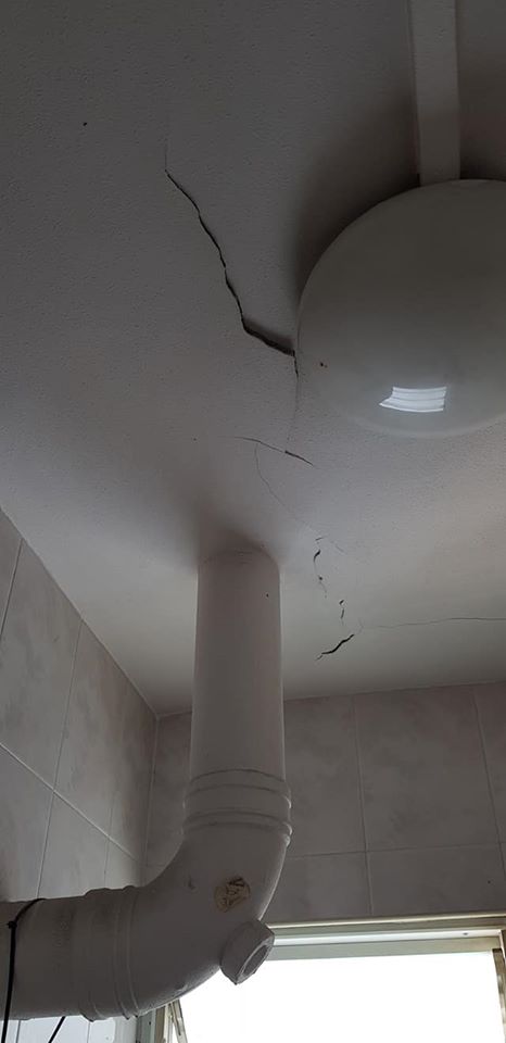 10kg Concrete Slab Falls Off Toa Payoh HDB Ceiling, Domestic Helper ...