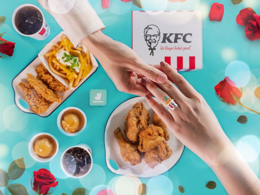 KFC Fried Chicken Bucket Rings Soon On Deliveroo Allow You To Finally ...