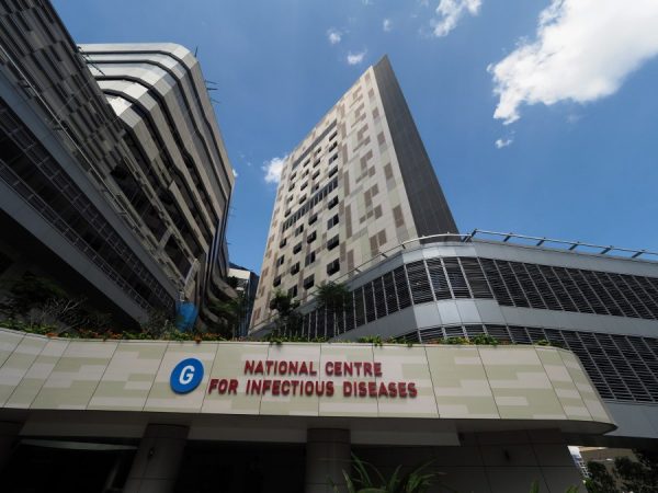 S'pore Covid-19 Patient In ICU Recovers & Leaves Hospital, Thanks NCID ...