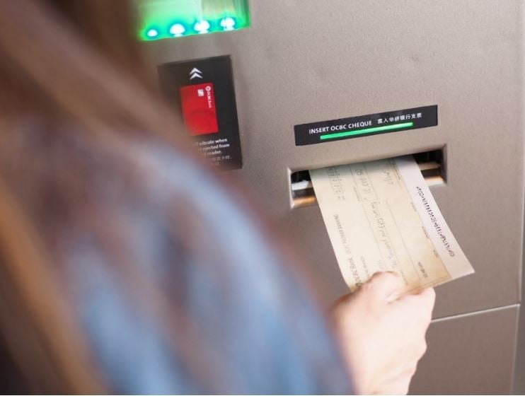 OCBC's Next-Gen ATMs Allow Instant Cash To Be Drawn From Cheques ...