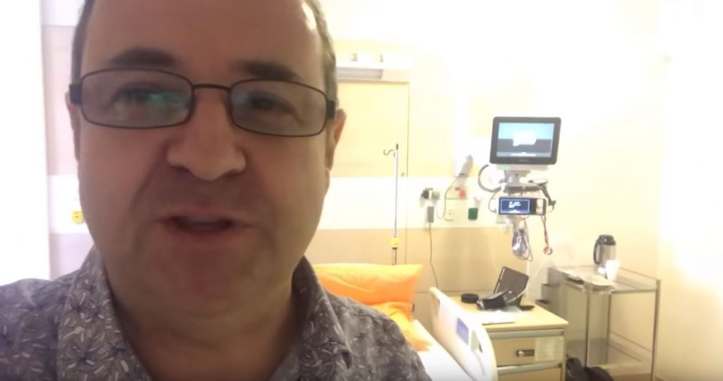 NUS Prof Tests Positive For Covid-19 After Losing Sense Of Smell ...