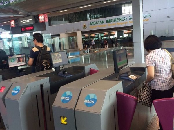 M'sia Stops Immigration Autogates & E-Gates For Stricter Screening Of ...