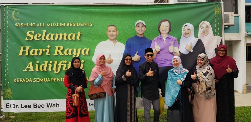 MP Lee Bee Wah Explains Hari Raya Banner, Says She Wore Tudung To Show ...