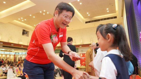 Lee Hsien Loong Intros AMK GRC Candidates, Includes 2 Brand New Faces