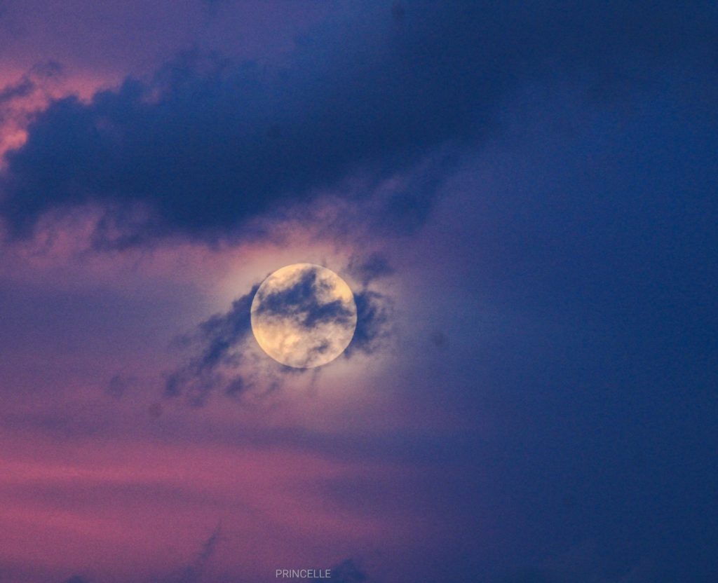 Strawberry Moon Lights Up S'pore Skies, Can Still Catch Waning Gibbous ...