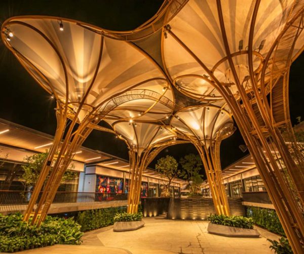 Bangkok's Massive Luxury Outlet Has 200 Brands, Just 15 Min Away From ...