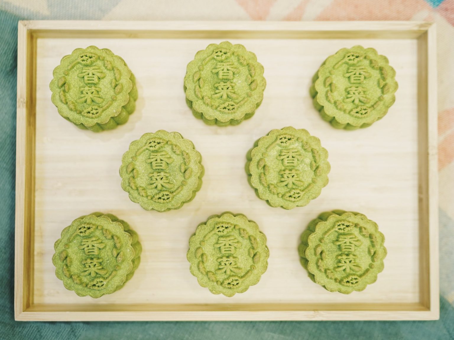 Coriander Mooncake Now In Hong Kong, Don't Mistake It For Matcha Or Pandan