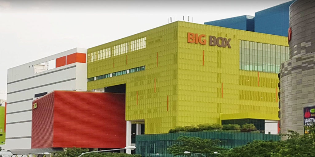 Big Box Houses 2,900 Covid-19 Patients, Unused Mall Transforms Into ...