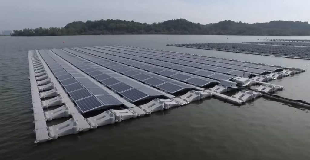 Tuas Floating Solar Farm Is The Size Of 2 S'pore Zoos, Will Be Ready In ...