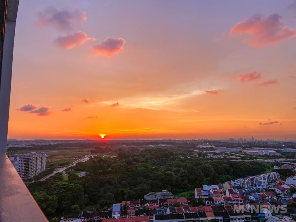 Amber Sunset Graces S’pore Skies On 24 Sep, Ends Our Busy Work Day ...