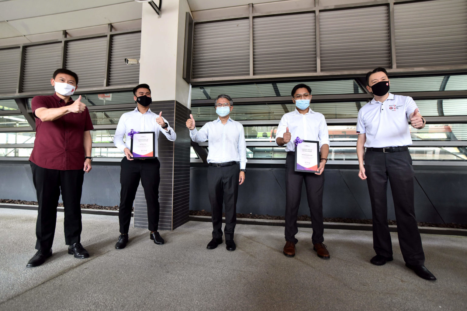 SBS Transit Thanks 2 Men Who Defended Bus Captain, They're Still ...