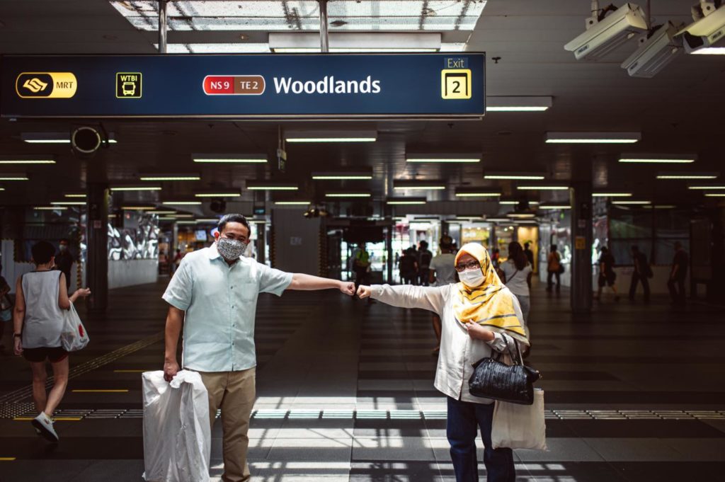 Ex-MP Amrin Amin Given Calligraphy By Woodlands Bus Captains, As They ...