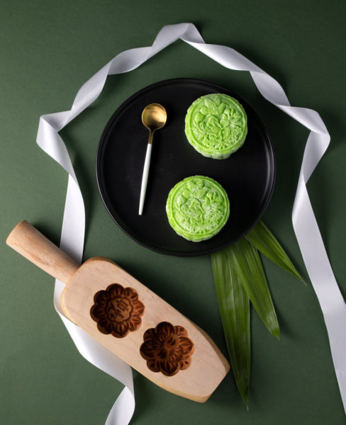 Crepe-Filled Mooncake In M’sia Has ‘Layers’ Like Kueh Lapis Hidden ...