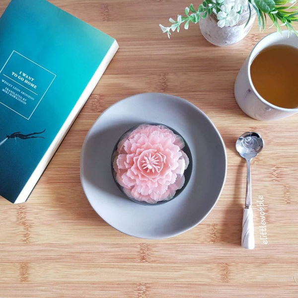 S'pore Artist Makes Wobbly Floral Jelly Mooncakes That Are Too Gorgeous ...