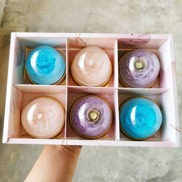 S'pore Artist Makes Wobbly Floral Jelly Mooncakes That Are Too Gorgeous ...