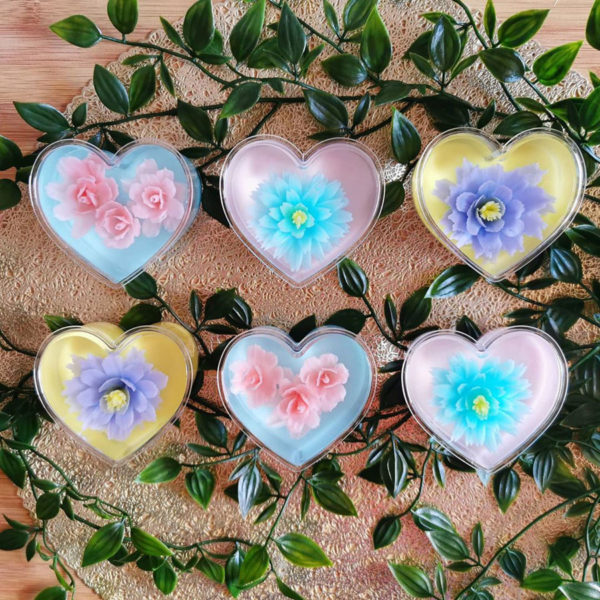 S'pore Artist Makes Wobbly Floral Jelly Mooncakes That Are Too Gorgeous ...