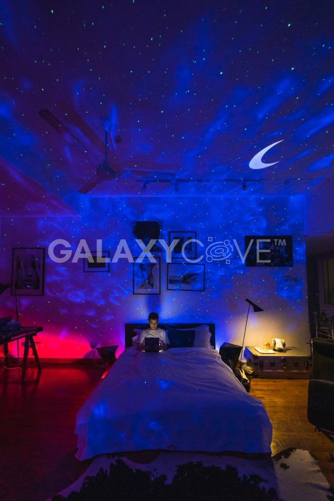 Galaxy Projector Lets You Sleep Under A Sea Of Ethereal Stars & Nebula ...