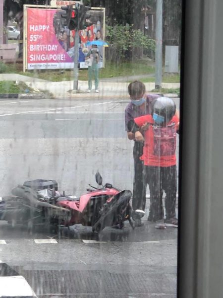 SBS Bus Driver Helps Motorcyclist Who Skidded, Company Says He Made ...