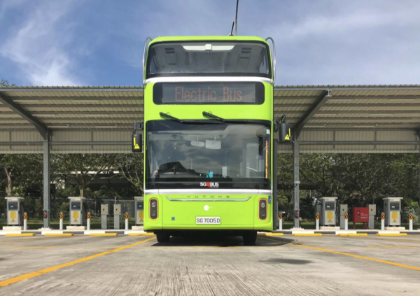 Double-Decker Electric Buses Join S’pore Roads, Interiors Have Zouk ...