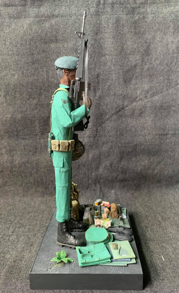 Artist Makes Mini SAF Soldier Figurine With Retro Outfield Gear ...