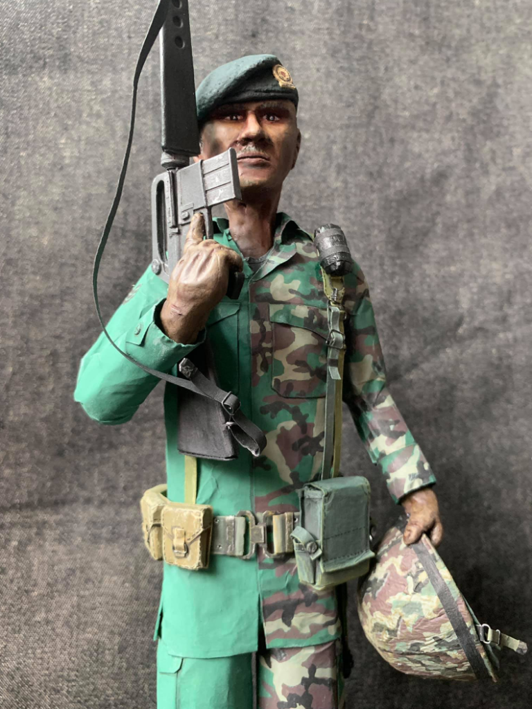 Artist Makes Mini SAF Soldier Figurine With Retro Outfield Gear ...