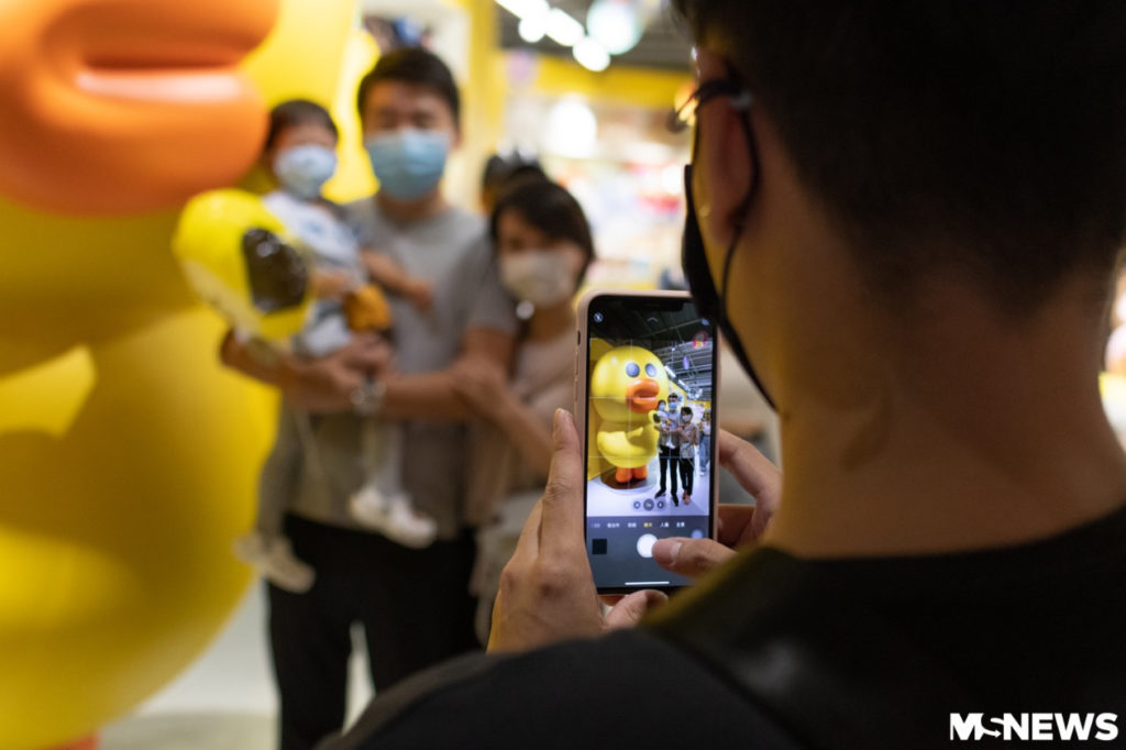 PLAY LINE FRIENDS Store In Funan Has S'pore Exclusive Bags & 2.8m Sally ...