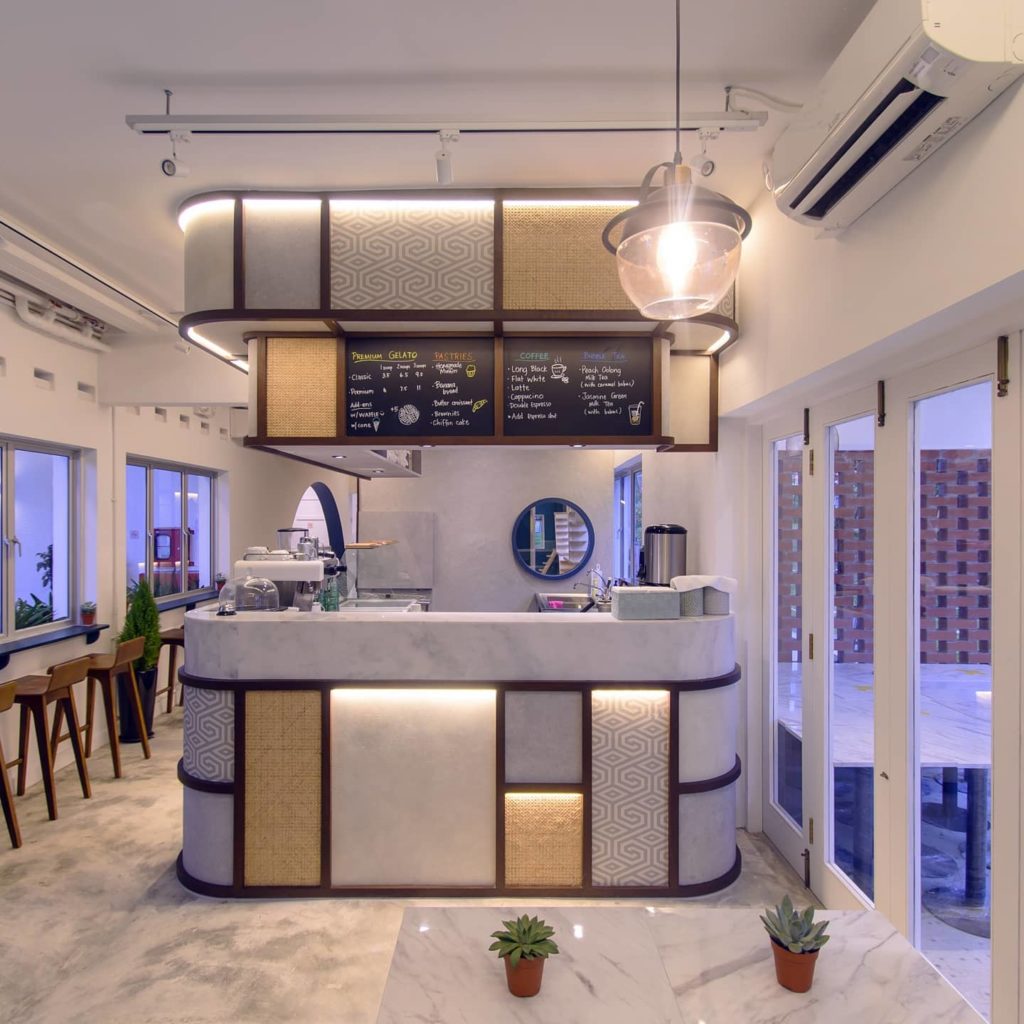 Dog Café In Seletar Lets You Sip Coffee & Watch Cute Canines Run Free ...