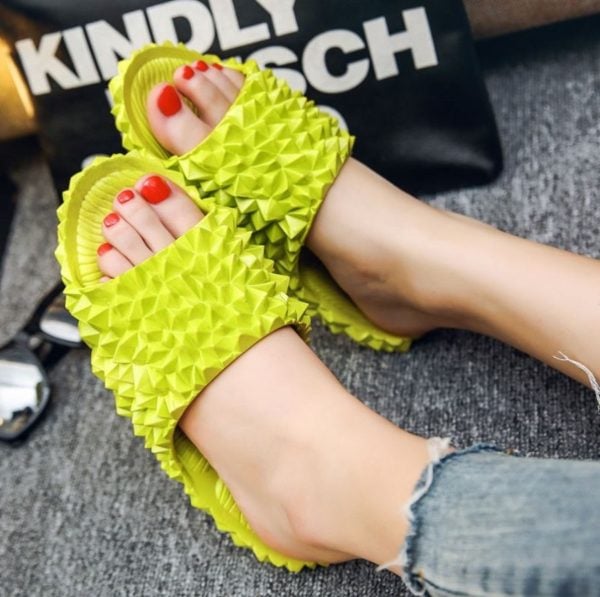 These Durian Slippers Let You Walk With The King Of Fruits All Day ...