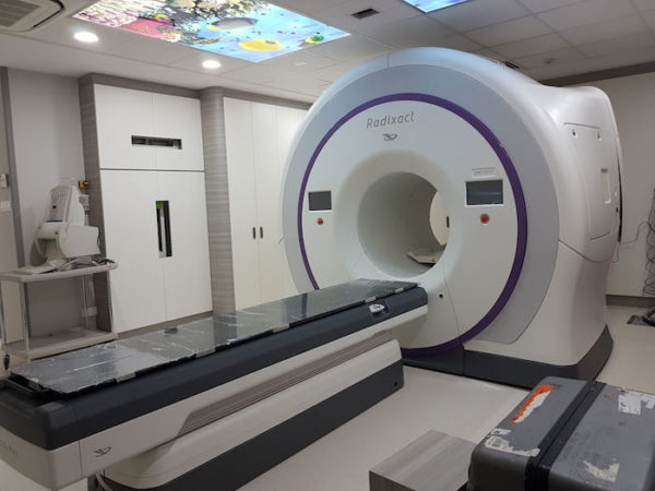 Goh Chok Tong Getting Radiation Therapy, Advises S'poreans To Get Screened