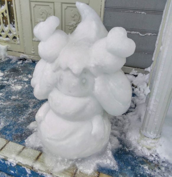 Man Creates Pokémon, Studio Ghibli & Demon Slayer Snow Figures That ...
