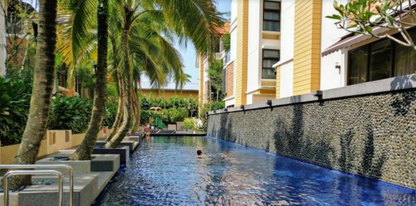 Pet Dog Gets Swallowed By Python Outside Holland Road Condo, ACRES ...