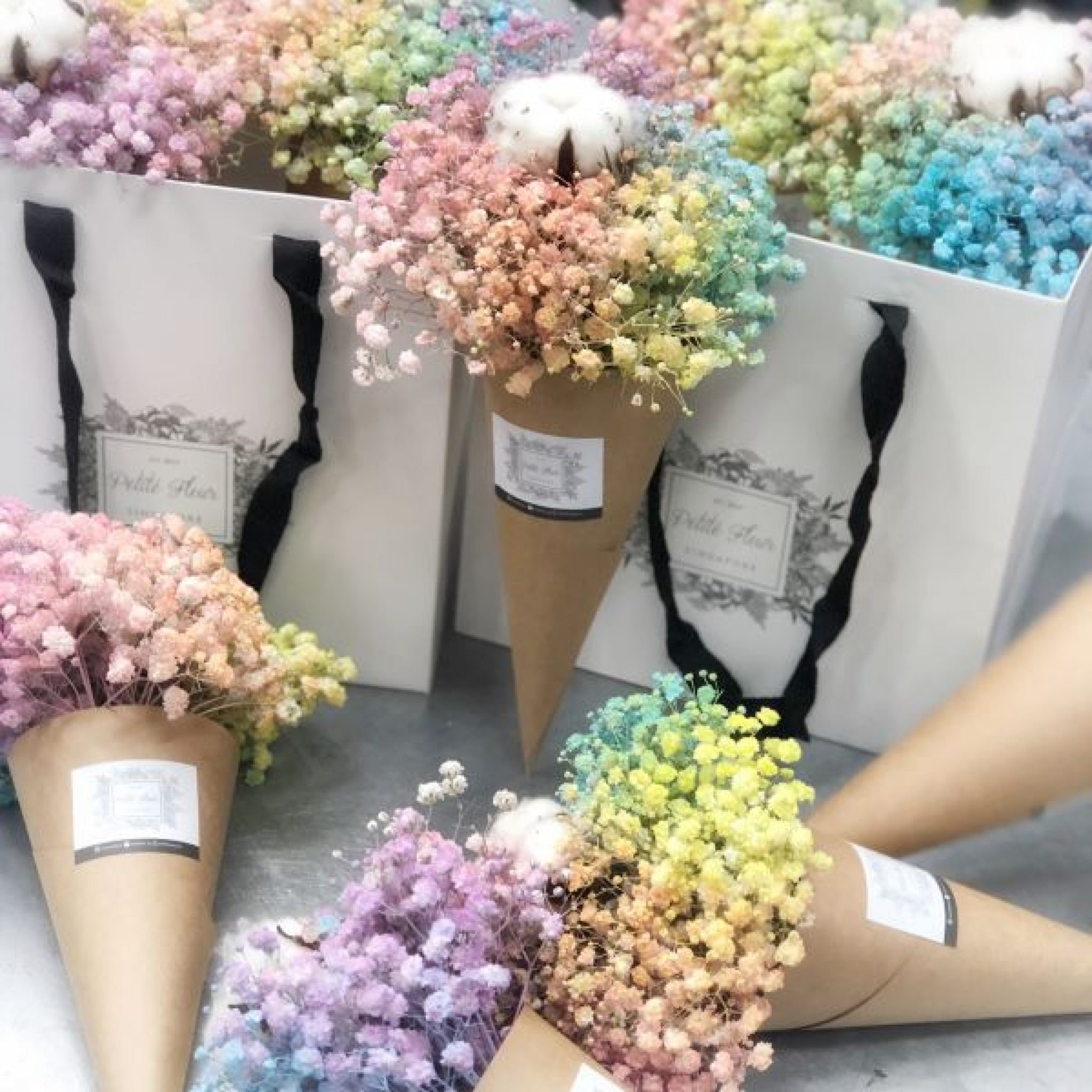 12 Valentine's Day Flower Meanings Explained To Woo Your Boo