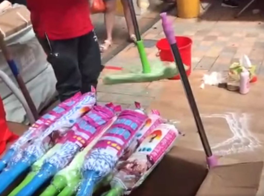Indian Man Sells 'Magical' Mops In S'pore, Stuns Customers With ...